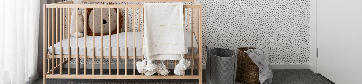 Sleepy Silk Baby Bedding | Silk Cot Fitted Sheets & Silk Bassinet Sheets